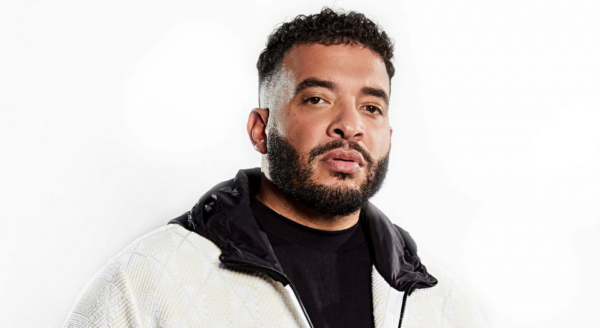 Jason Lee Talks New Season of ‘Hollywood Unlocked,’ Smollett Verdict ...