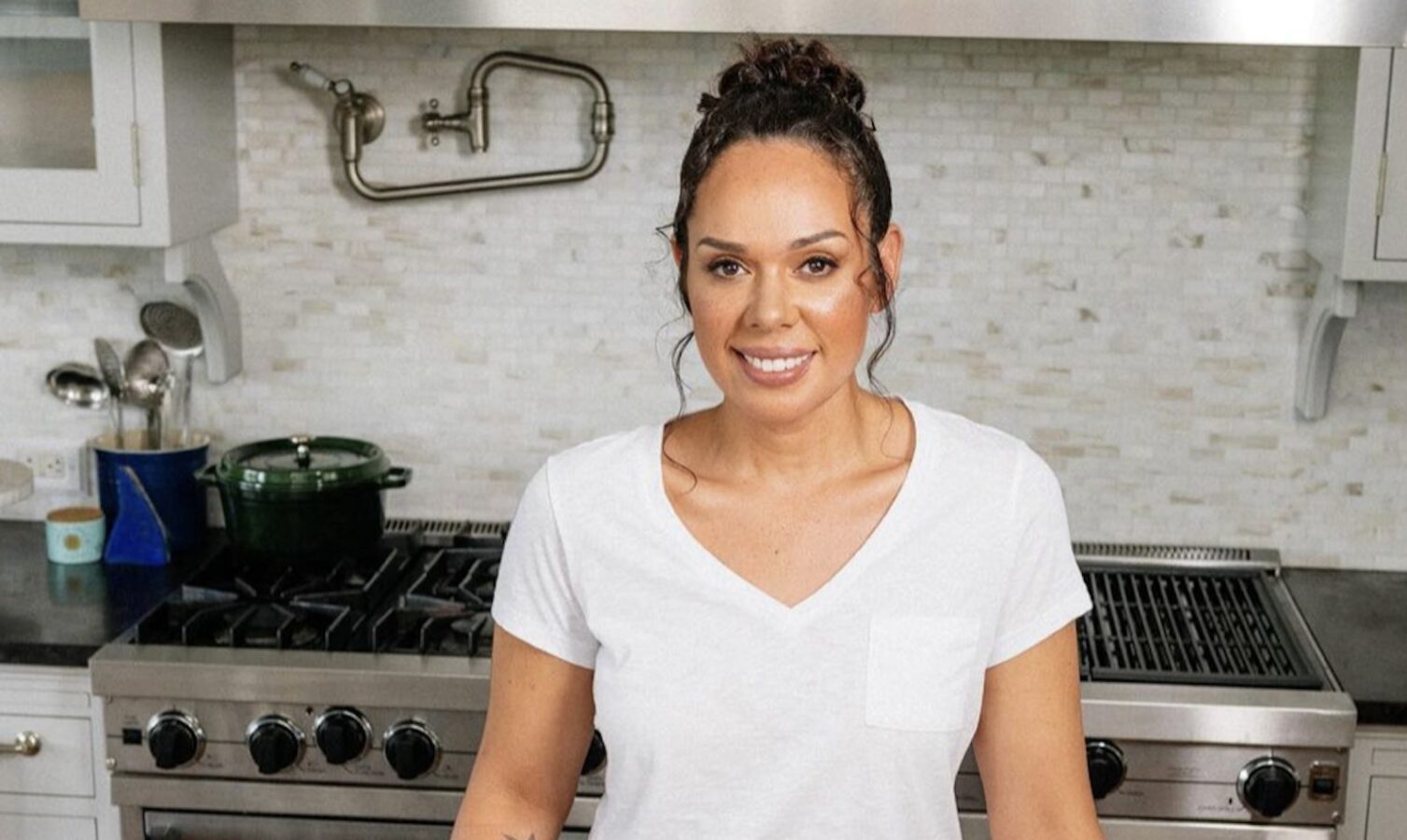 Chef Ariel Fox’s Debut Cookbook Offers Healthy New Twists on Classic ...